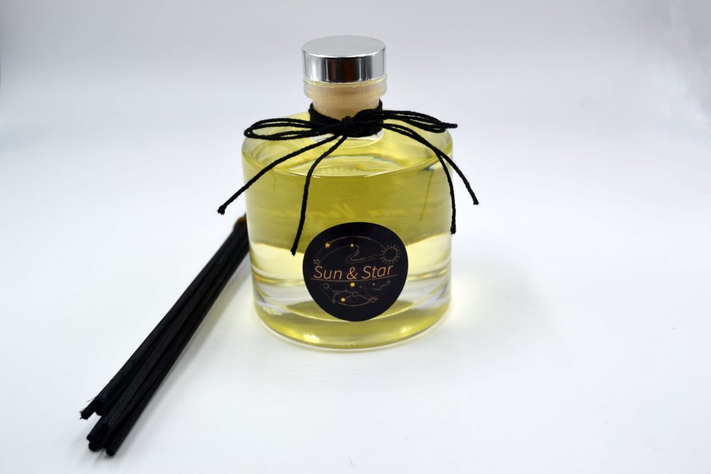 Reed Diffuser- Black Reeds – Sun and Star